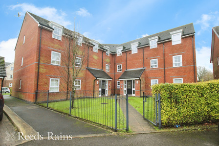 2 bedroom Flat to rent, Titan Court, Chorley, PR7 | £750 pcm