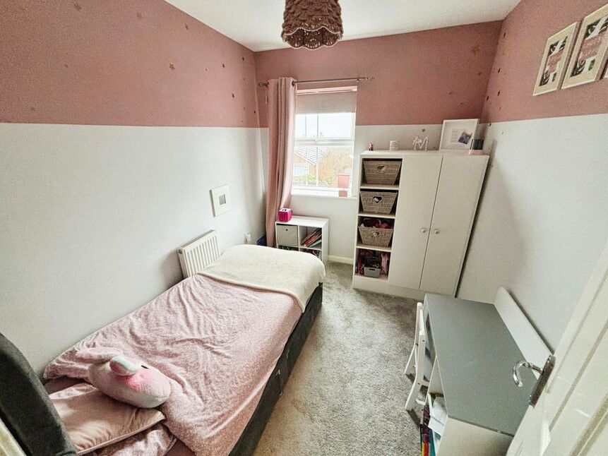 3 Bedroom Semi Detached House For Sale Pavillion View Scholes Bd19