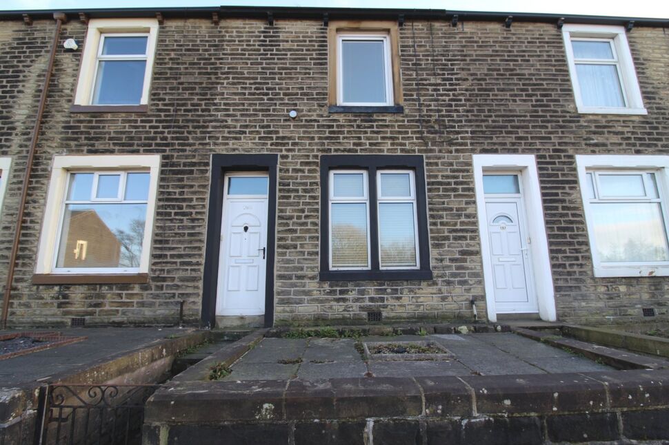 2 Bedroom Mid Terrace House For Sale Hargreaves Street Colne Bb8 £