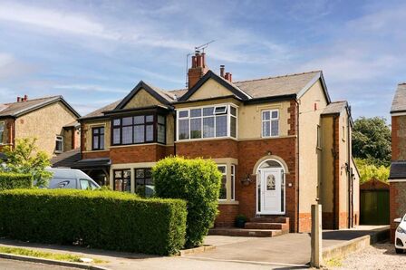 Houses for sale in Leeds