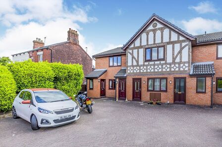 Estate Agents Holmes Chapel, Cheshire | Reeds Rains