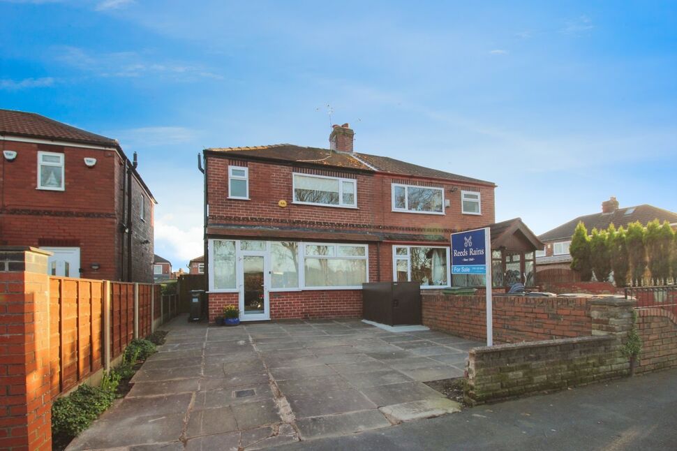 3 Bedroom Semi Detached House For Sale Reddish Vale Road Reddish Sk5
