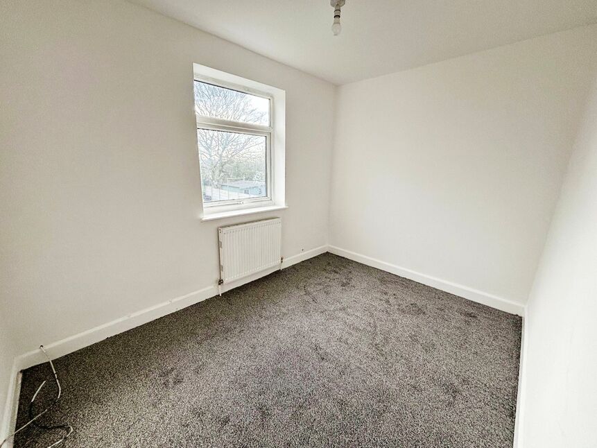 4 bedroom Mid Terrace House for sale, Knollbeck Lane, Brampton, S73 | £ ...