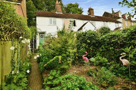 2 bedroom End Terrace House for sale, Military Road, Rye, TN31 | £389,950